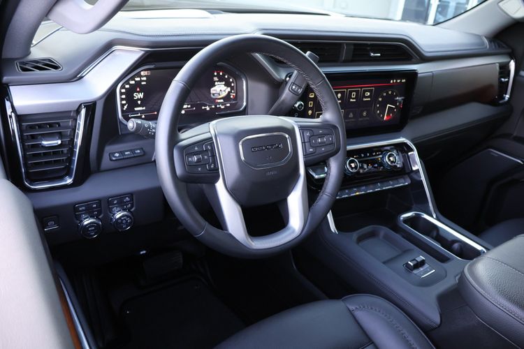 2024 GMC Sierra 2500HD Denali | Victory Motors of Colorado