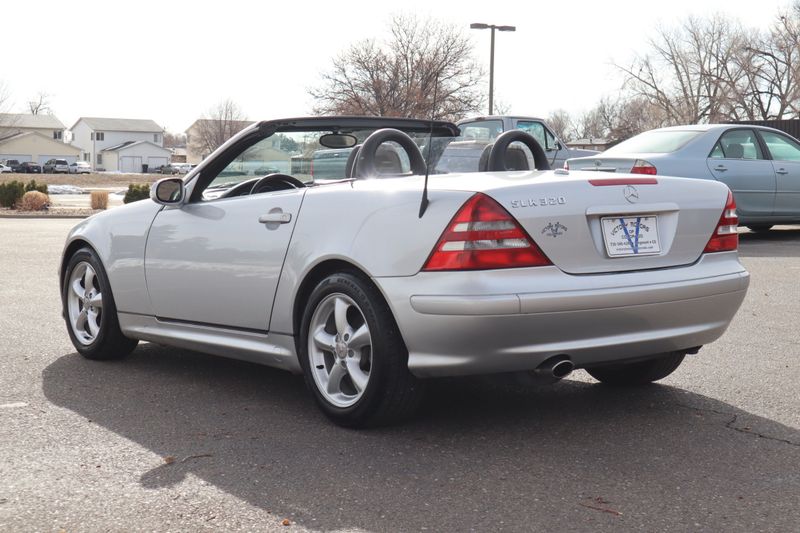 2001 Mercedes-Benz SLK Photos