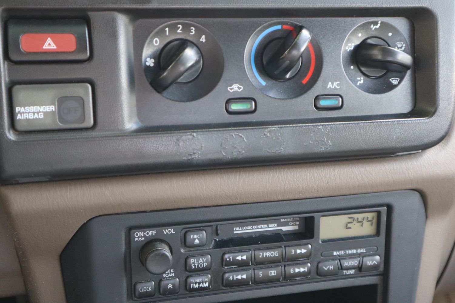 2000 Nissan Frontier XE-V6 | Victory Motors of Colorado