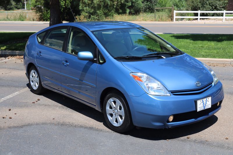 2005 Toyota Prius Photos