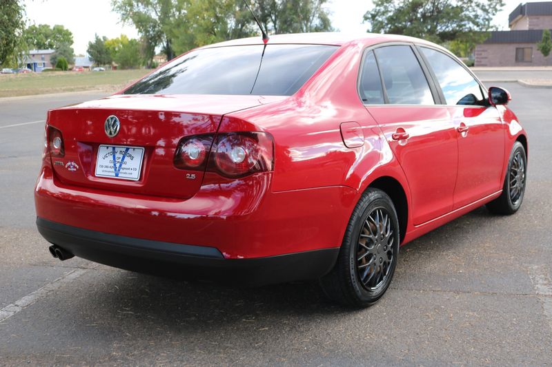 2008 Volkswagen Jetta Photos