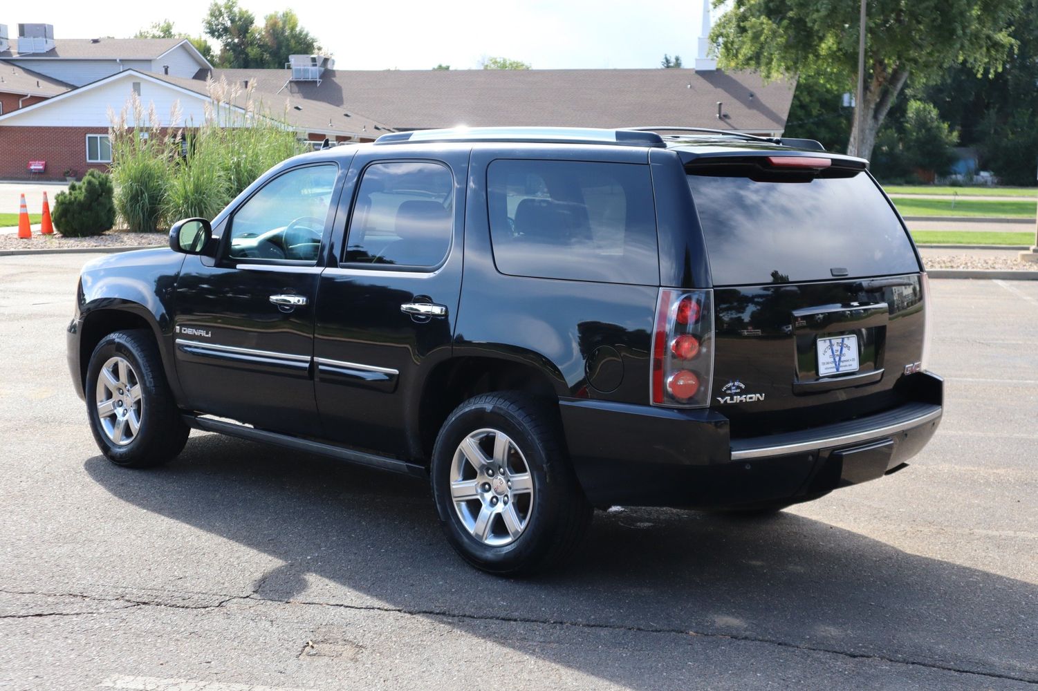 2008 GMC Yukon Denali | Victory Motors of Colorado