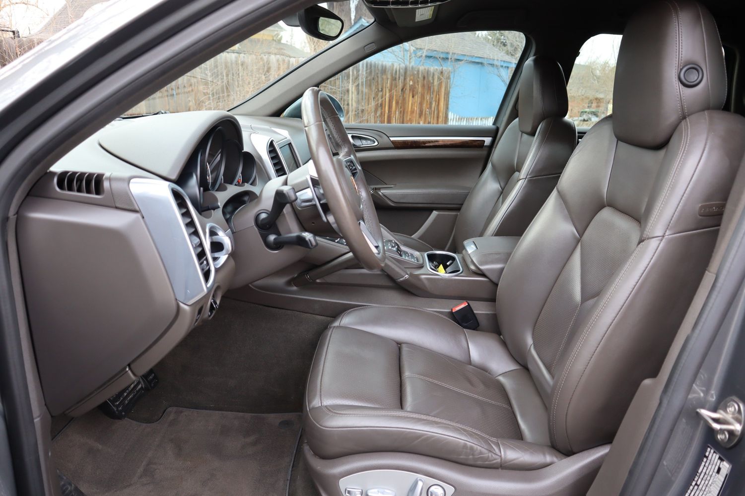 2016 Porsche Cayenne Base | Victory Motors of Colorado