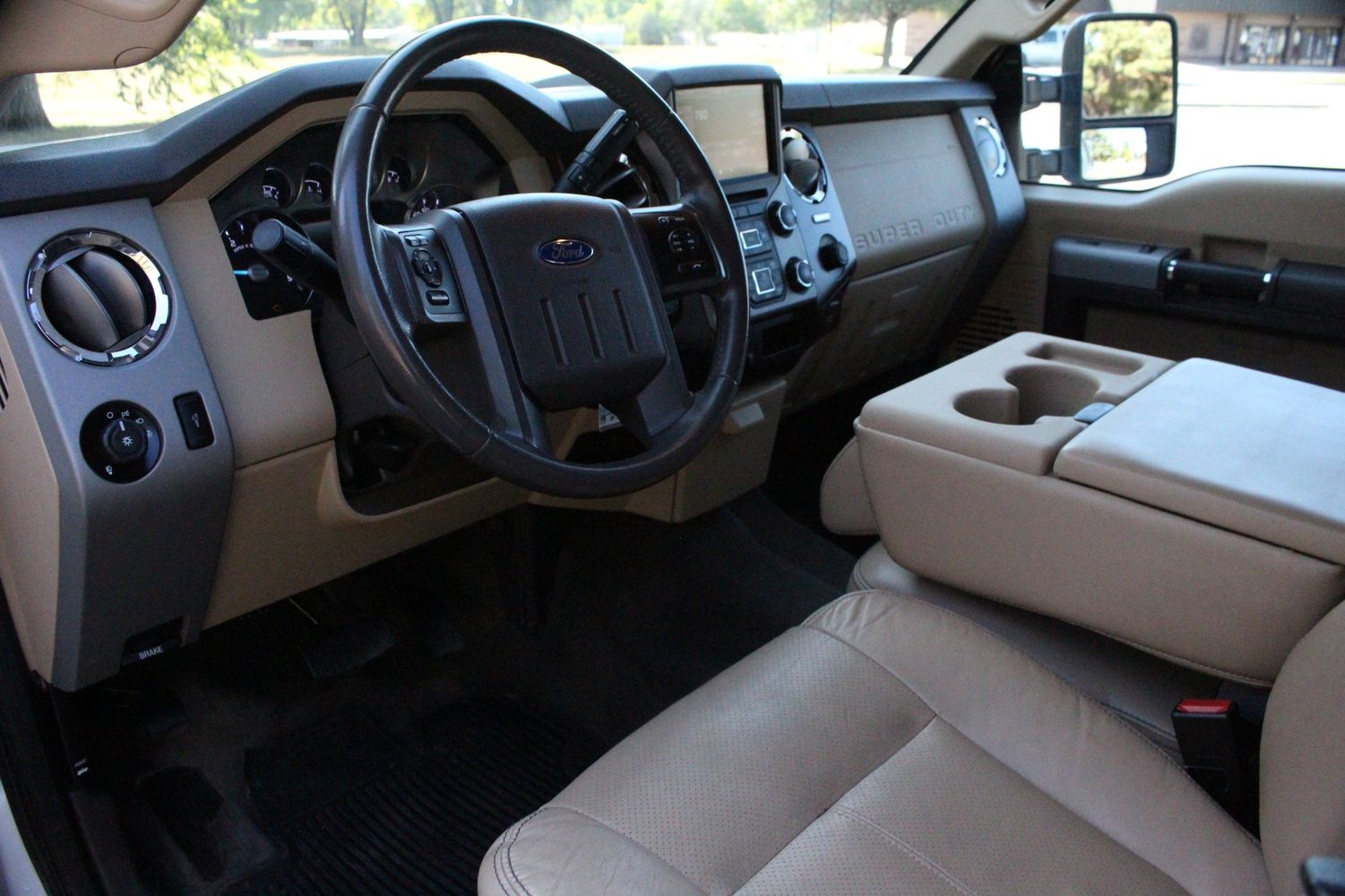 2015 Ford F-250 Super Duty Lariat | Victory Motors of Colorado