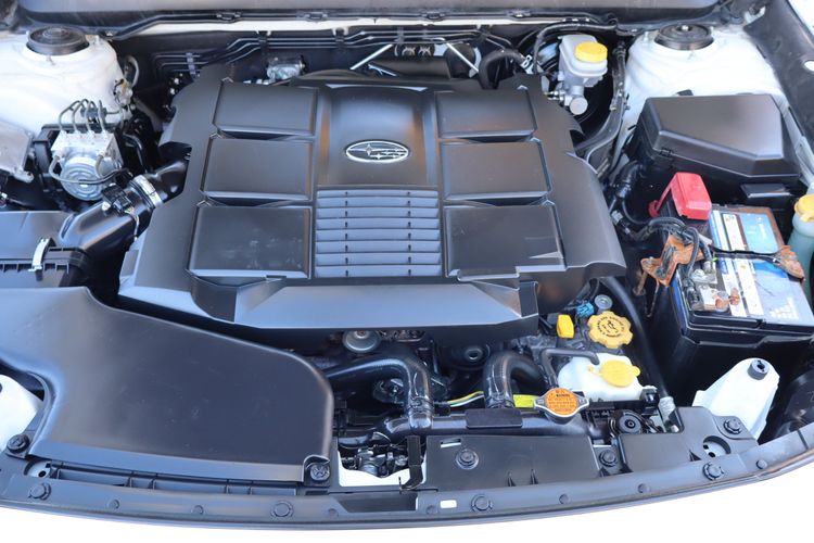2015 Subaru Outback 3.6R Limited | Victory Motors of Colorado