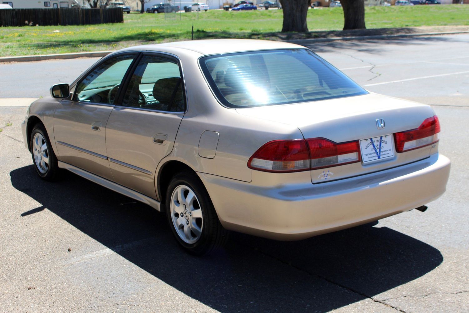 2002 Honda Accord EX w/Leather | Victory Motors of Colorado