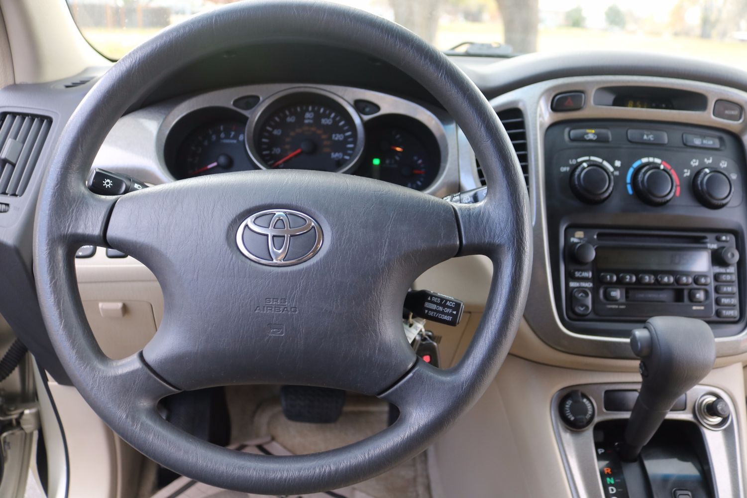 2002 Toyota Highlander AWD | Victory Motors of Colorado