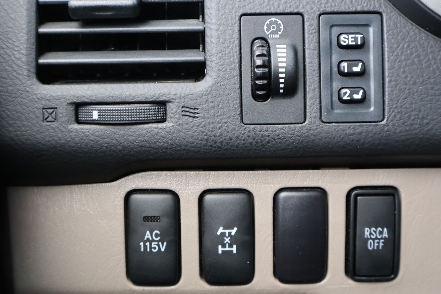 2007 Toyota 4Runner Limited | Victory Motors of Colorado