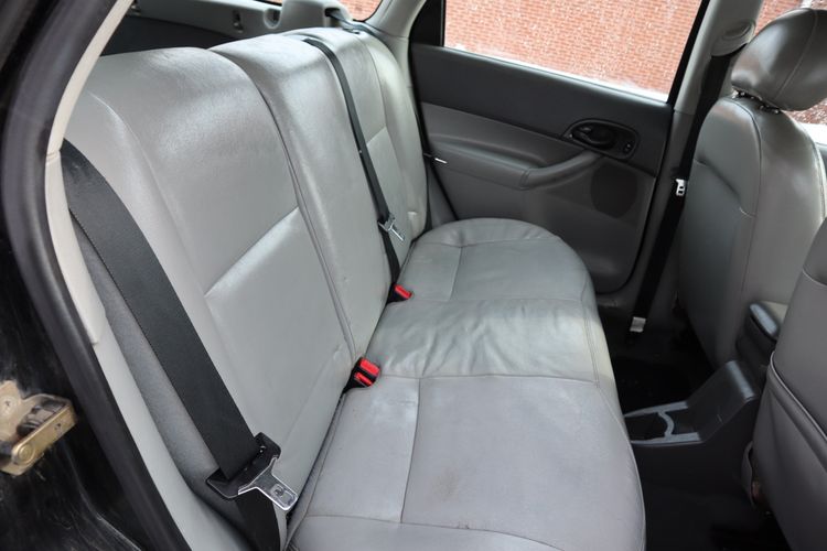 2005 Ford Focus ZXW SE | Victory Motors of Colorado