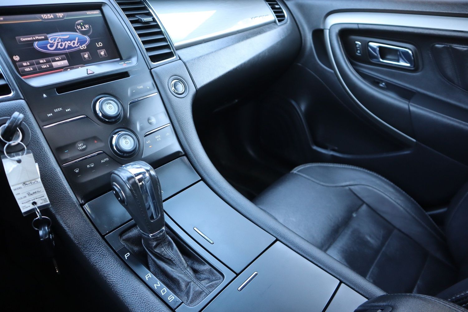 2013 Ford Taurus SEL | Victory Motors of Colorado