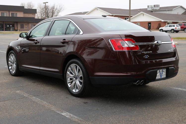 2010 Ford Taurus Limited | Victory Motors of Colorado