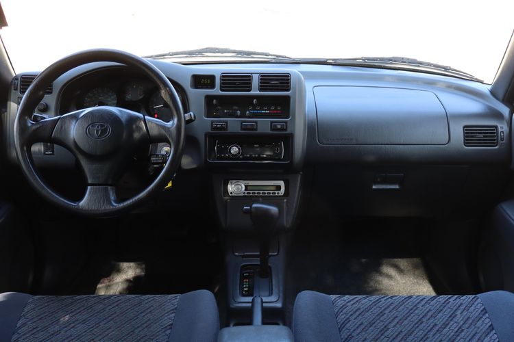 1998 Toyota RAV4 Base | Victory Motors of Colorado