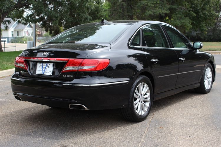 2011 Hyundai Azera Limited | Victory Motors of Colorado