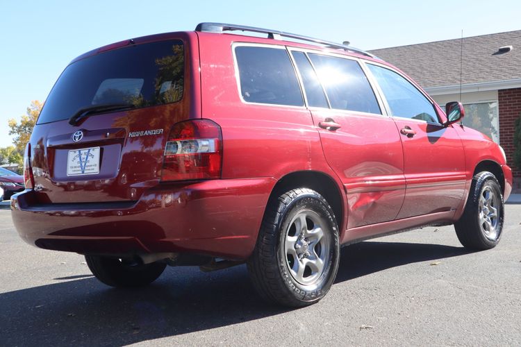 2006 Toyota Highlander Base | Victory Motors of Colorado