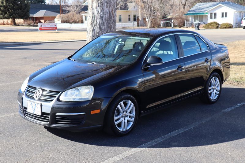 2006 Volkswagen Jetta Photos