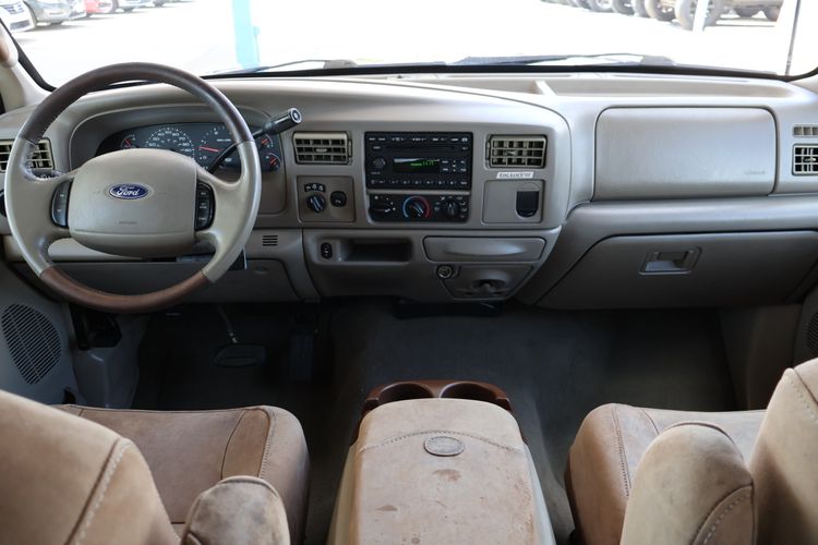 2003 Ford F-250 Super Duty Lariat | Victory Motors of Colorado