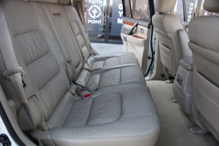 2003 Lexus LX 470 | Victory Motors of Colorado
