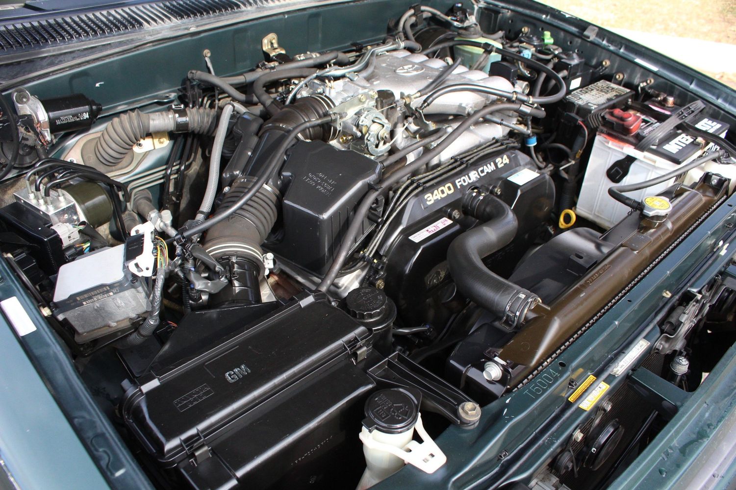 2000 Toyota 4Runner SR5 | Victory Motors of Colorado