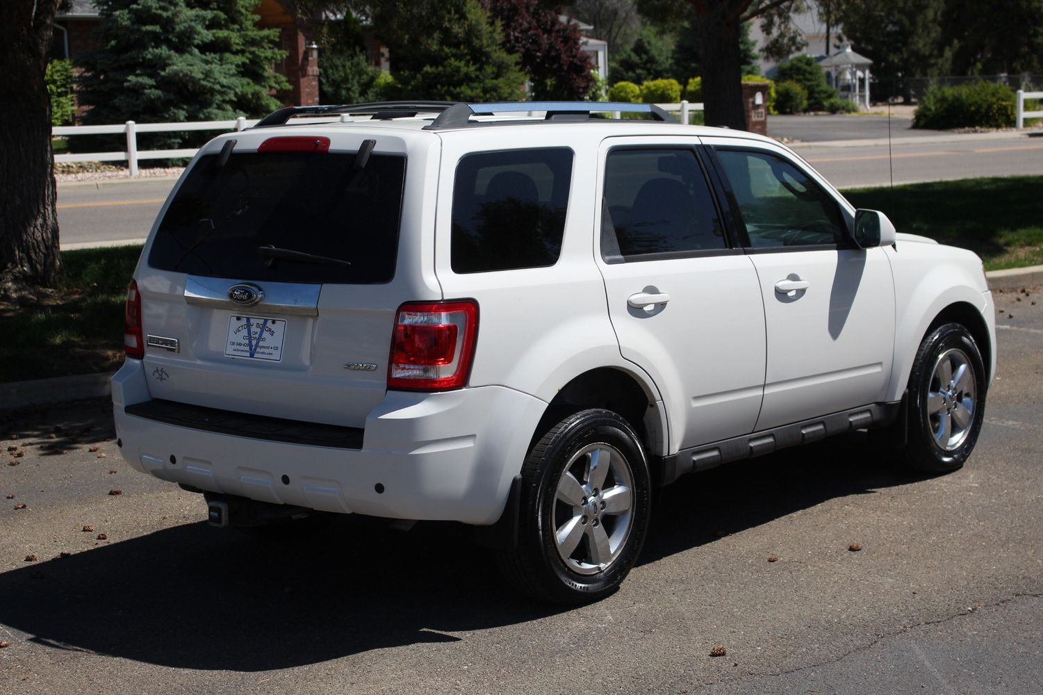 2009 Ford Escape Limited | Victory Motors of Colorado
