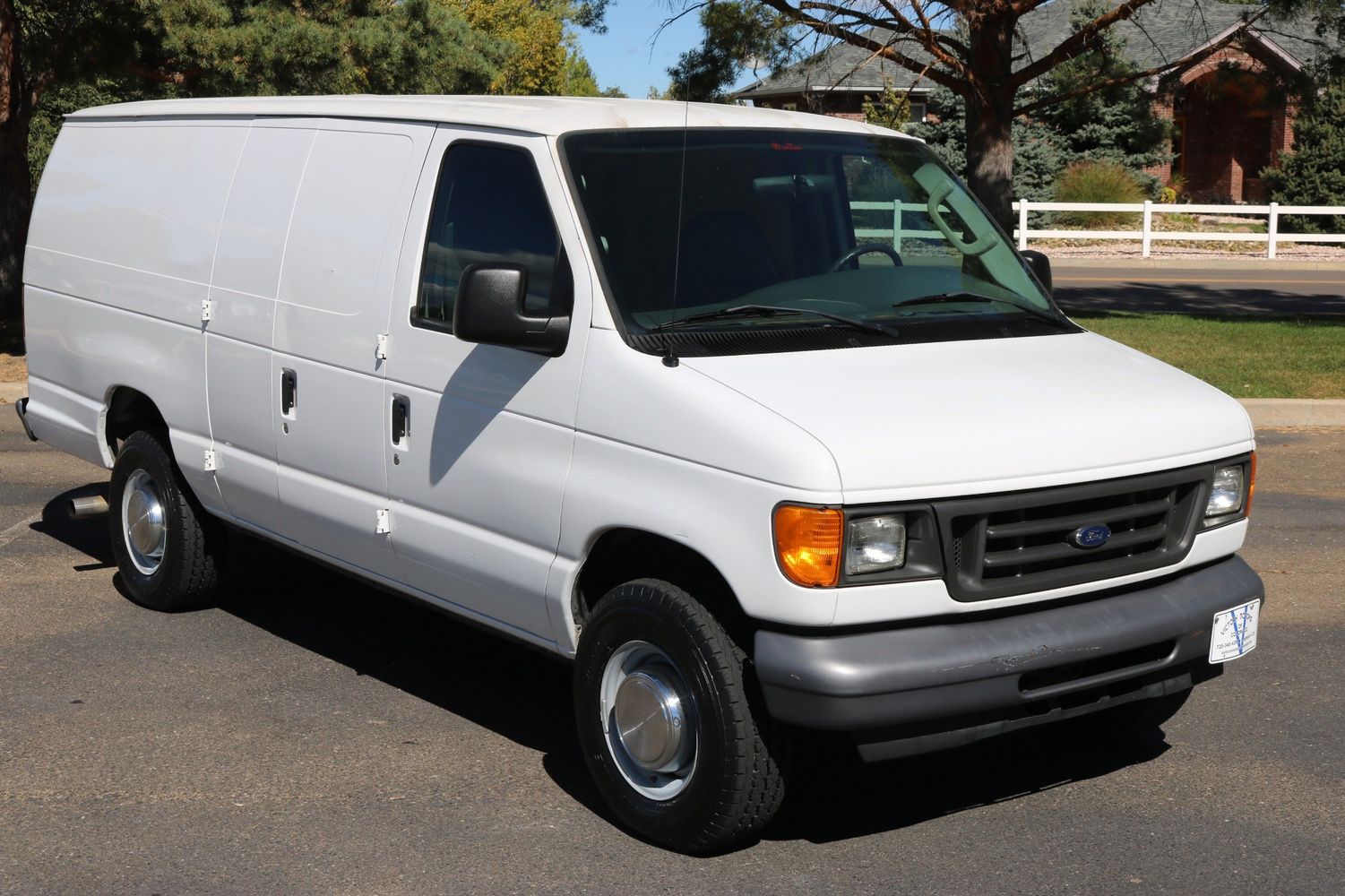 2006 Ford E-350 SD E-Class | Victory Motors of Colorado