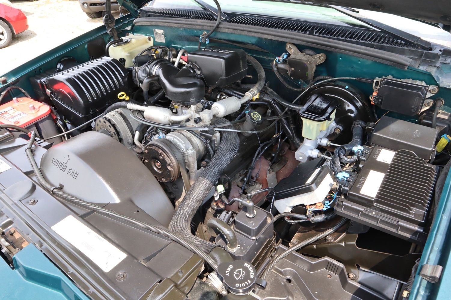 1999 Chevrolet Tahoe LT | Victory Motors of Colorado