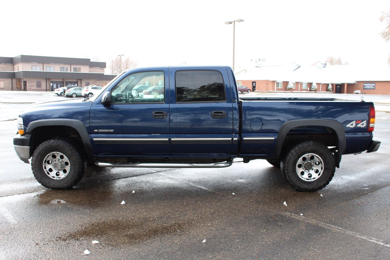 2001 Chevrolet Silverado 2500HD LS | Victory Motors of Colorado