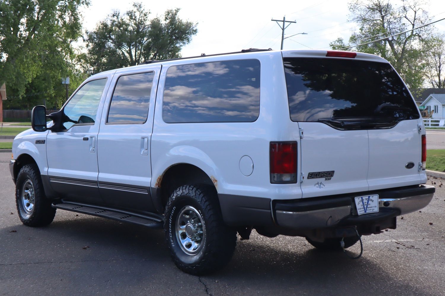 2002 Ford Excursion XLT | Victory Motors of Colorado