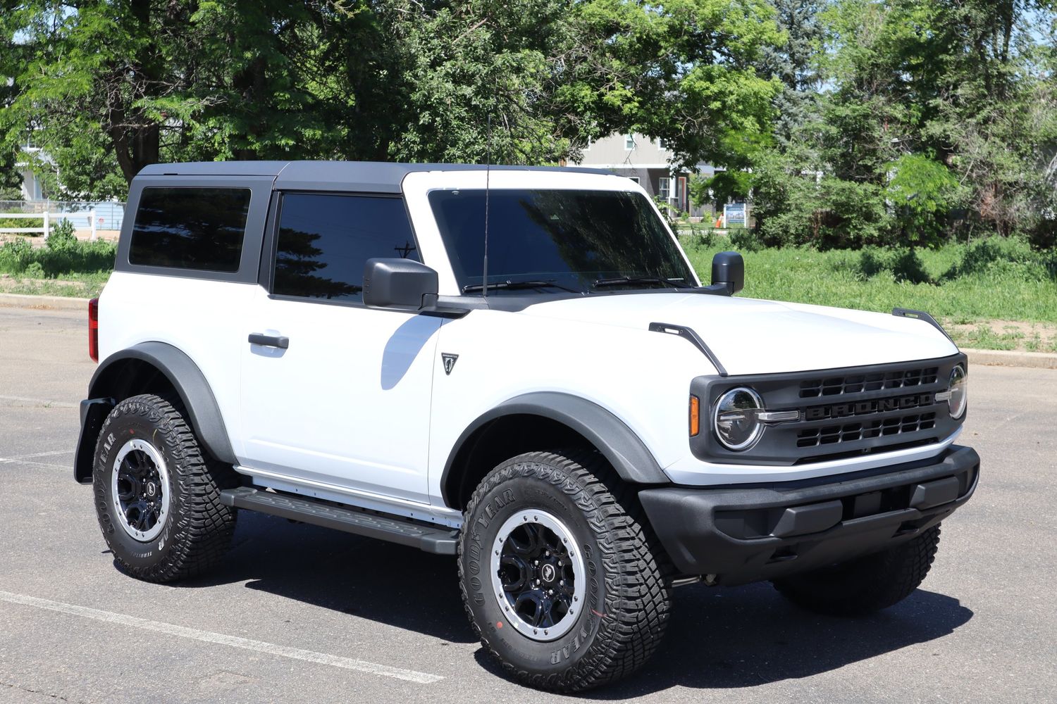 2023 Ford Bronco Base Advanced | Victory Motors of Colorado
