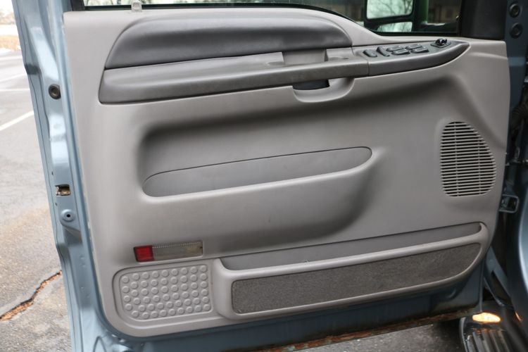 2000 Ford Excursion XLT | Victory Motors of Colorado