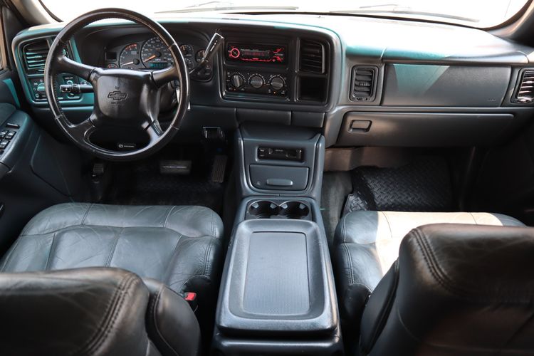 2002 Chevrolet Silverado 2500HD LT | Victory Motors of Colorado