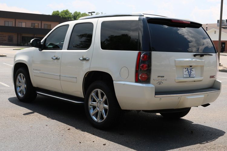 2009 GMC Yukon Denali | Victory Motors of Colorado