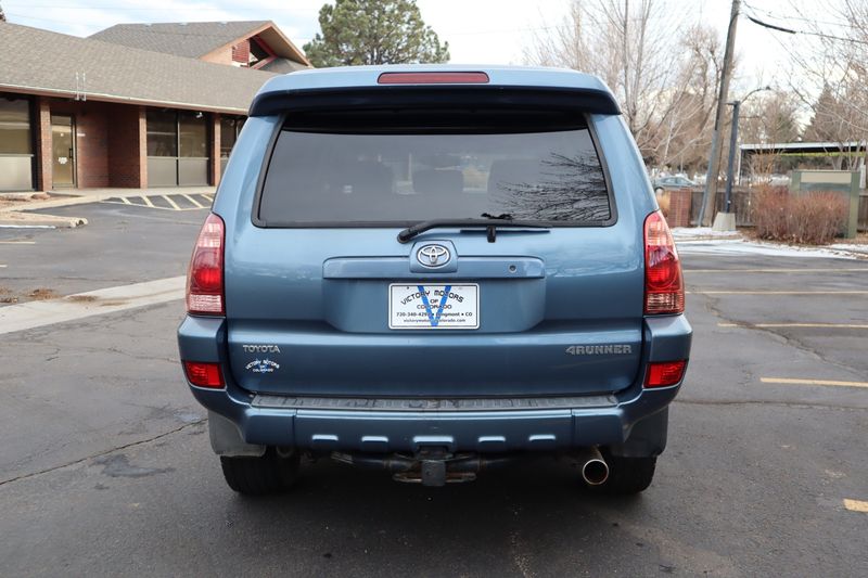 2005 Toyota 4Runner Photos