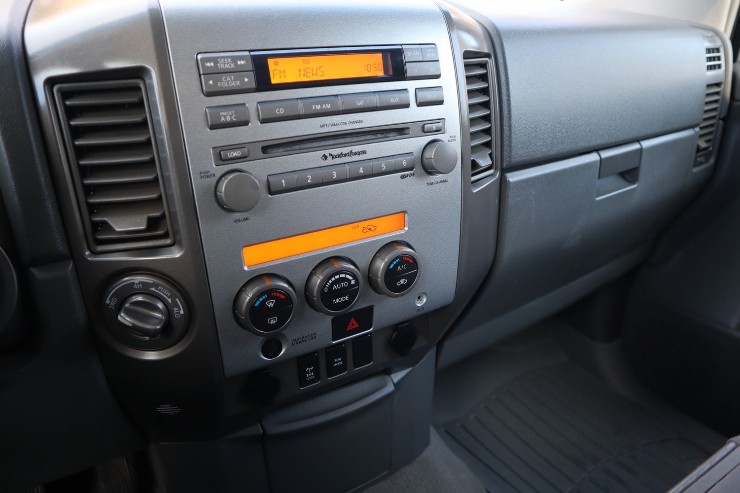 2006 Nissan Titan XE | Victory Motors of Colorado