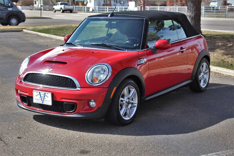 2012 MINI Cooper Convertible Photos