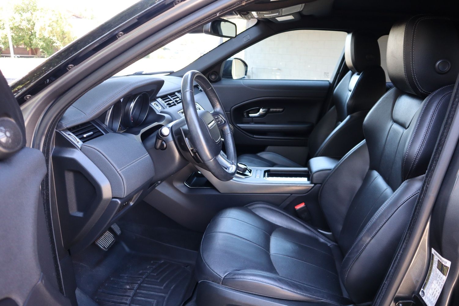 2018 Land Rover Range Rover Evoque SE Premium | Victory Motors of Colorado