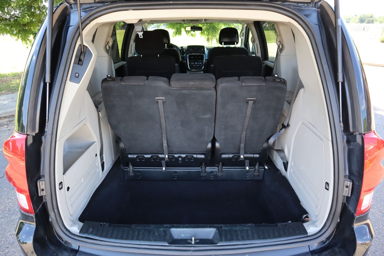 Dodge Grand Caravan Cargo Space