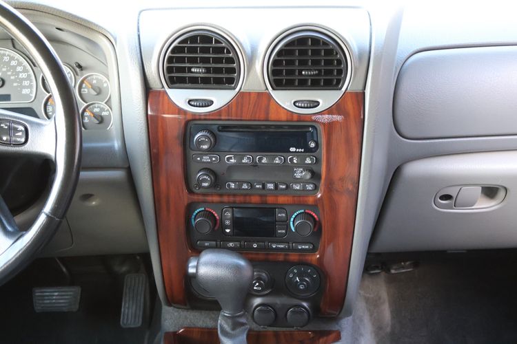 2002 GMC Envoy SLT | Victory Motors of Colorado