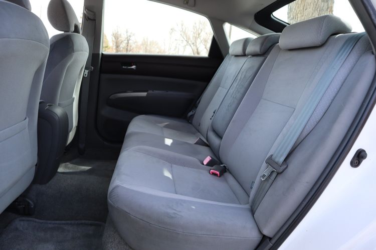 2004 Toyota Prius Base | Victory Motors of Colorado