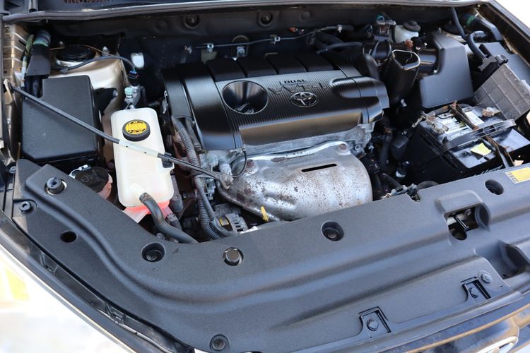 2012 Toyota RAV4 Base | Victory Motors of Colorado