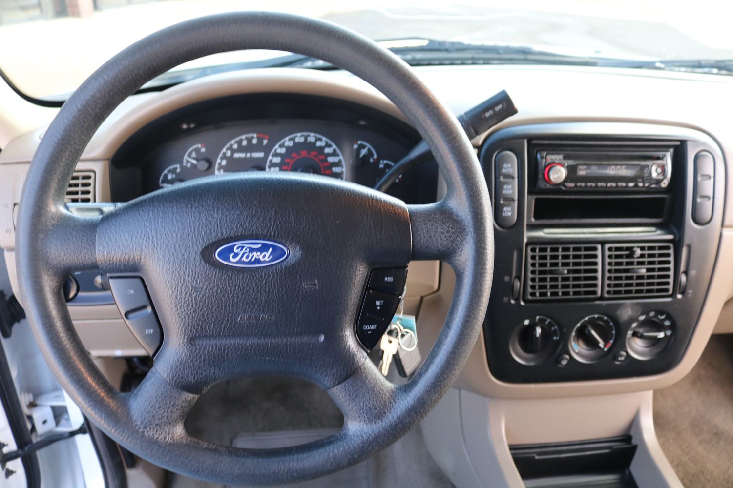 2002 Ford Explorer XLT | Victory Motors of Colorado