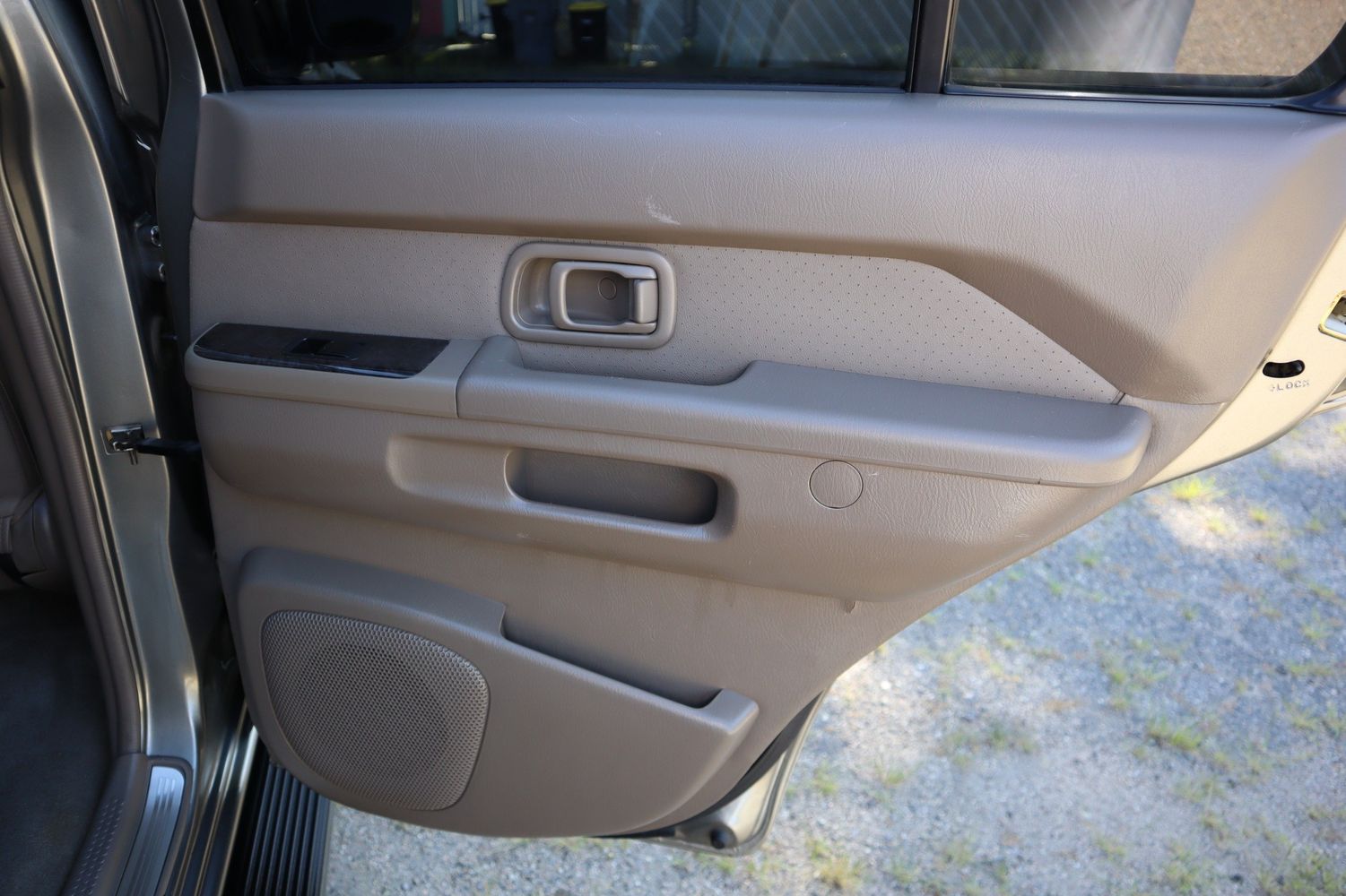 2004 Nissan Pathfinder LE Platinum | Victory Motors of Colorado