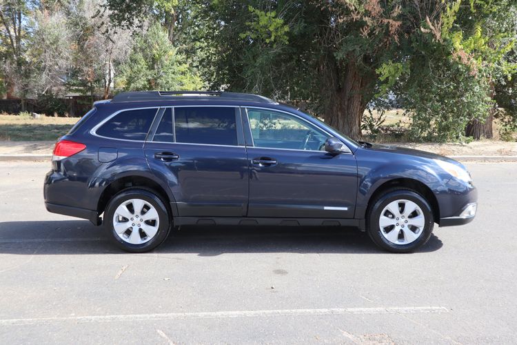 2012 Subaru Outback 2.5i Premium | Victory Motors of Colorado