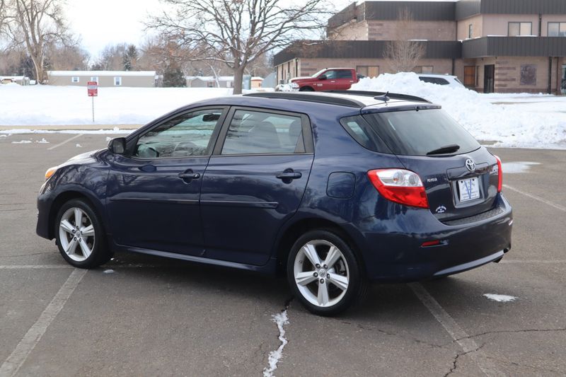 2010 Toyota Matrix Photos