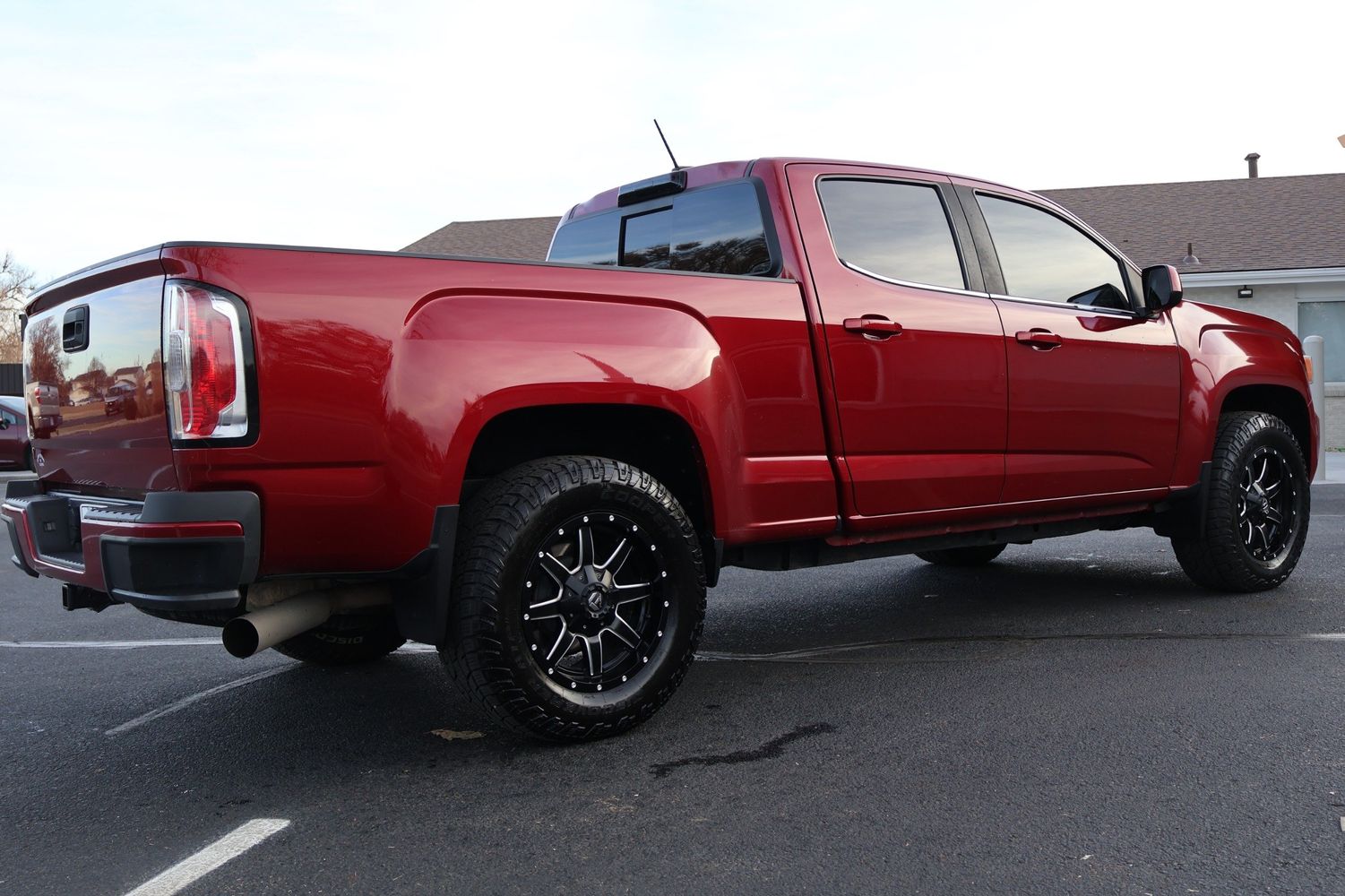 2018 GMC Canyon SLE | Victory Motors of Colorado