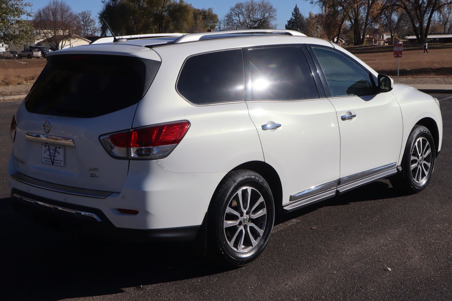 2014 Nissan Pathfinder Sl Suvnull