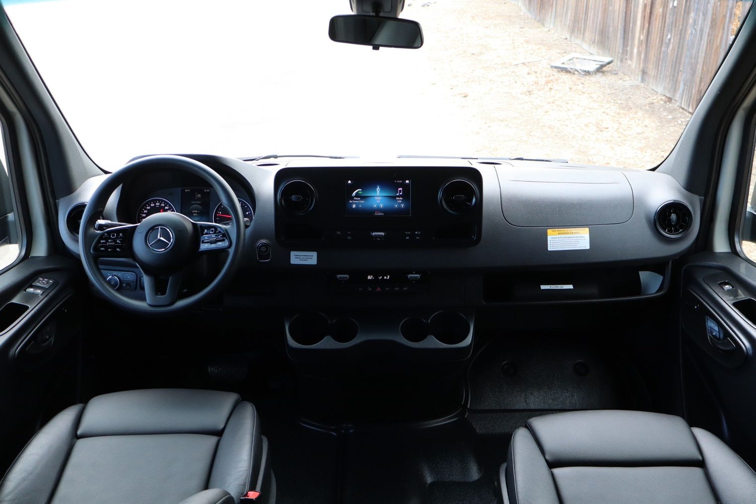 2023 Mercedesbenz 1500 Standard Roof 4cyl Gas