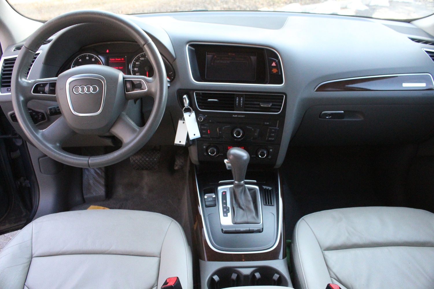 2011 Audi Q5 2.0T quattro Premium | Victory Motors of Colorado