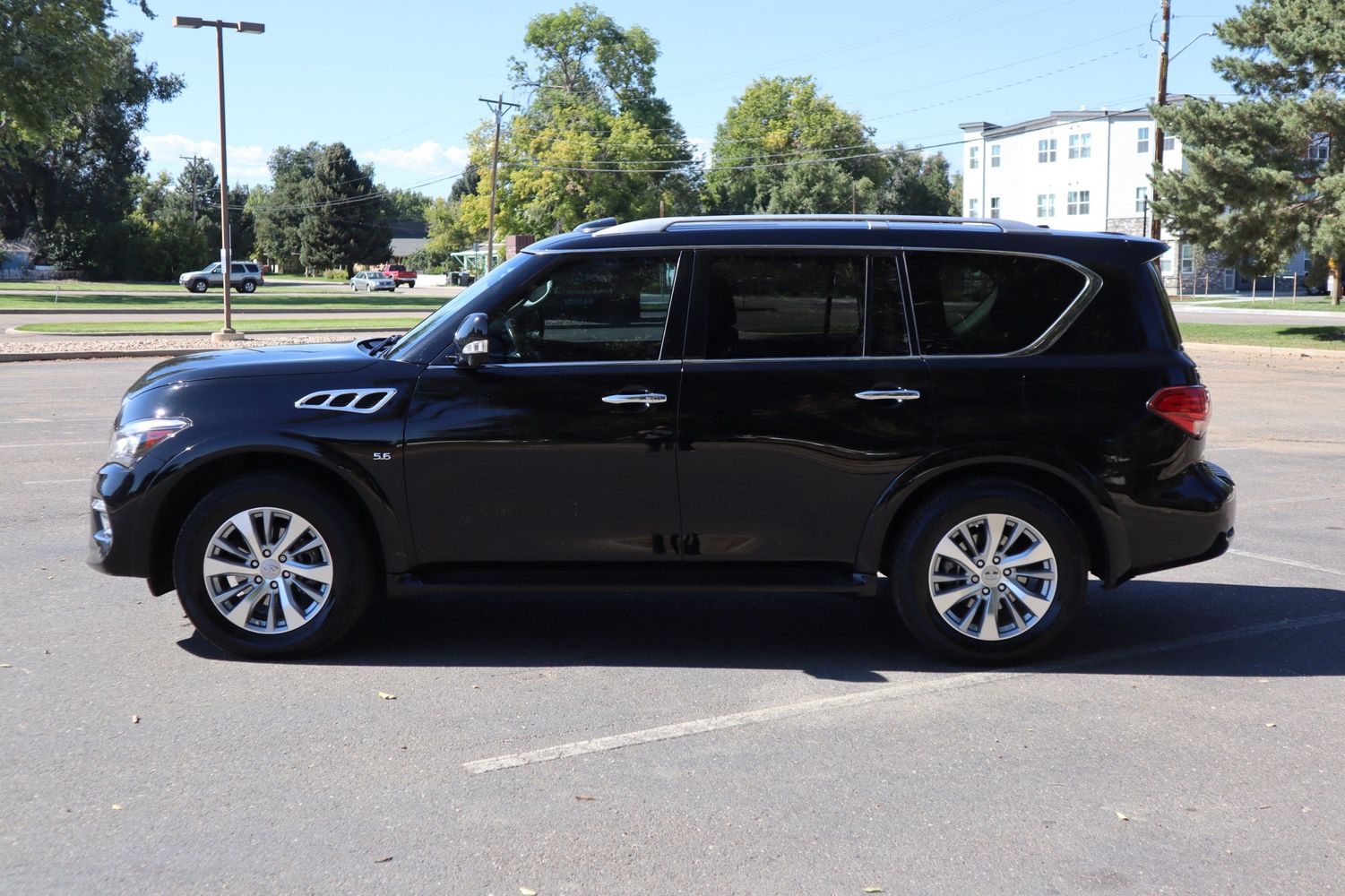 2017 INFINITI QX80 Base | Victory Motors of Colorado