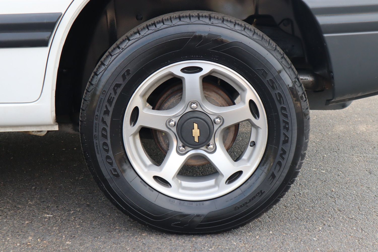 2000 Chevrolet Tracker Base | Victory Motors of Colorado