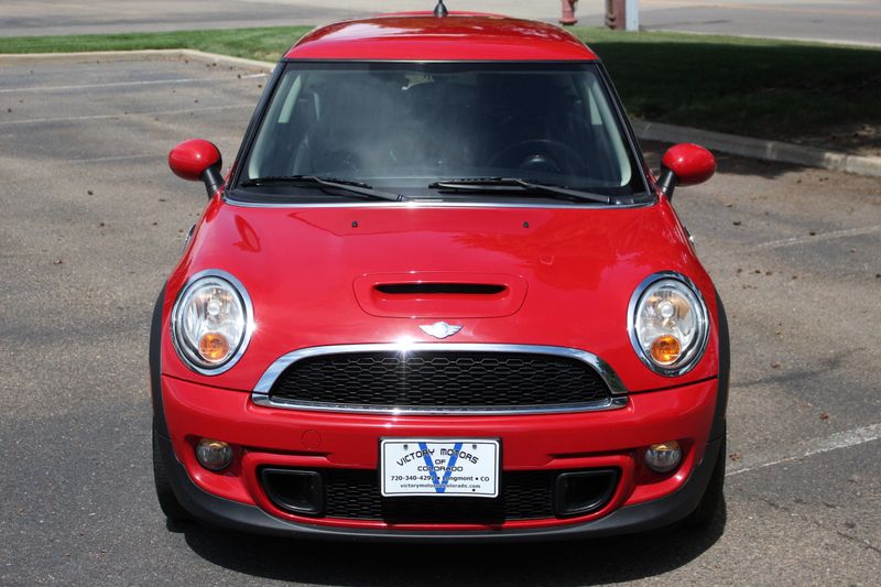 2012 MINI Cooper Hardtop Photos
